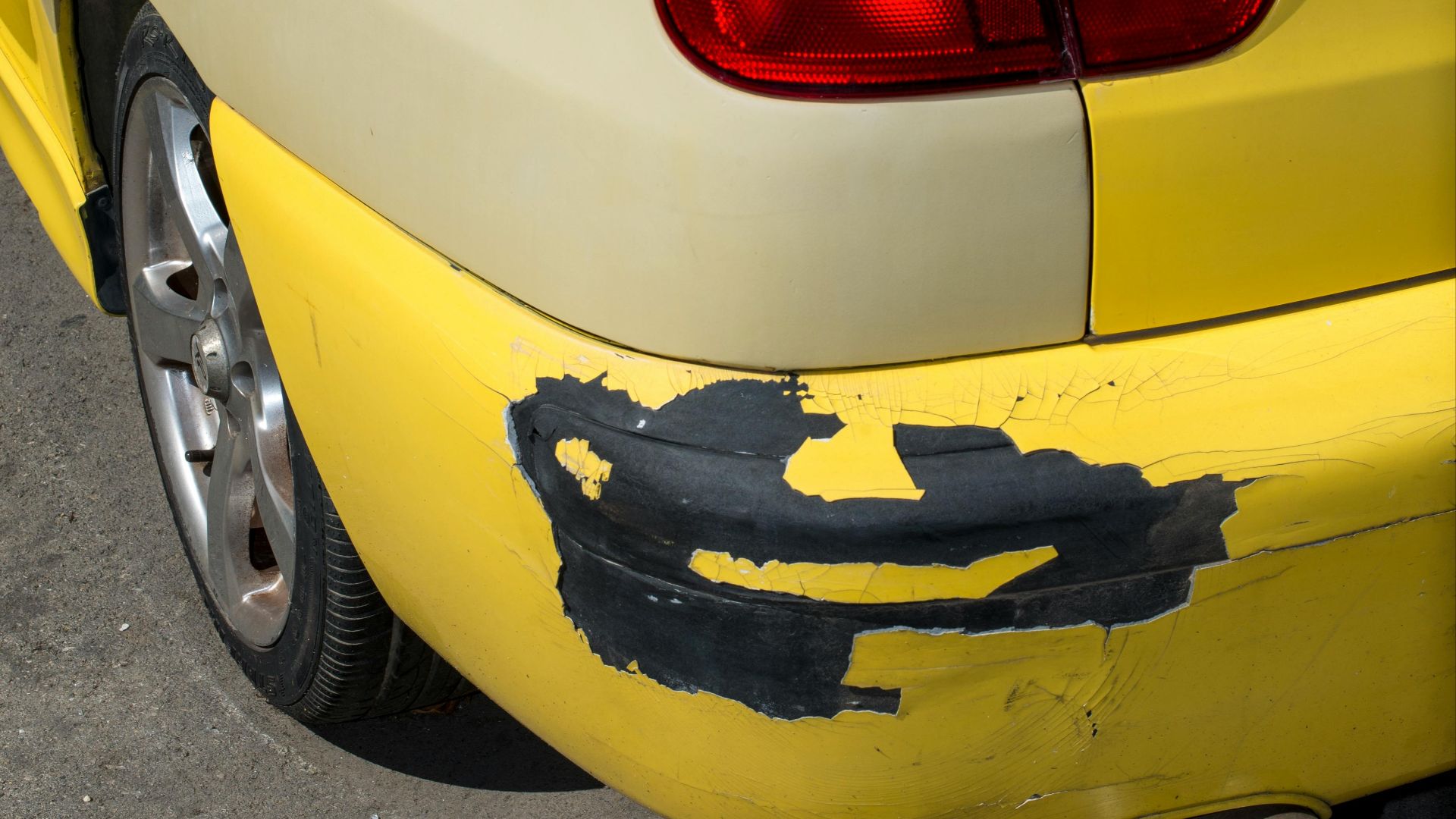 20 Easy Car Maintenance Tasks You Can Do By Yourself - WealthyDriver