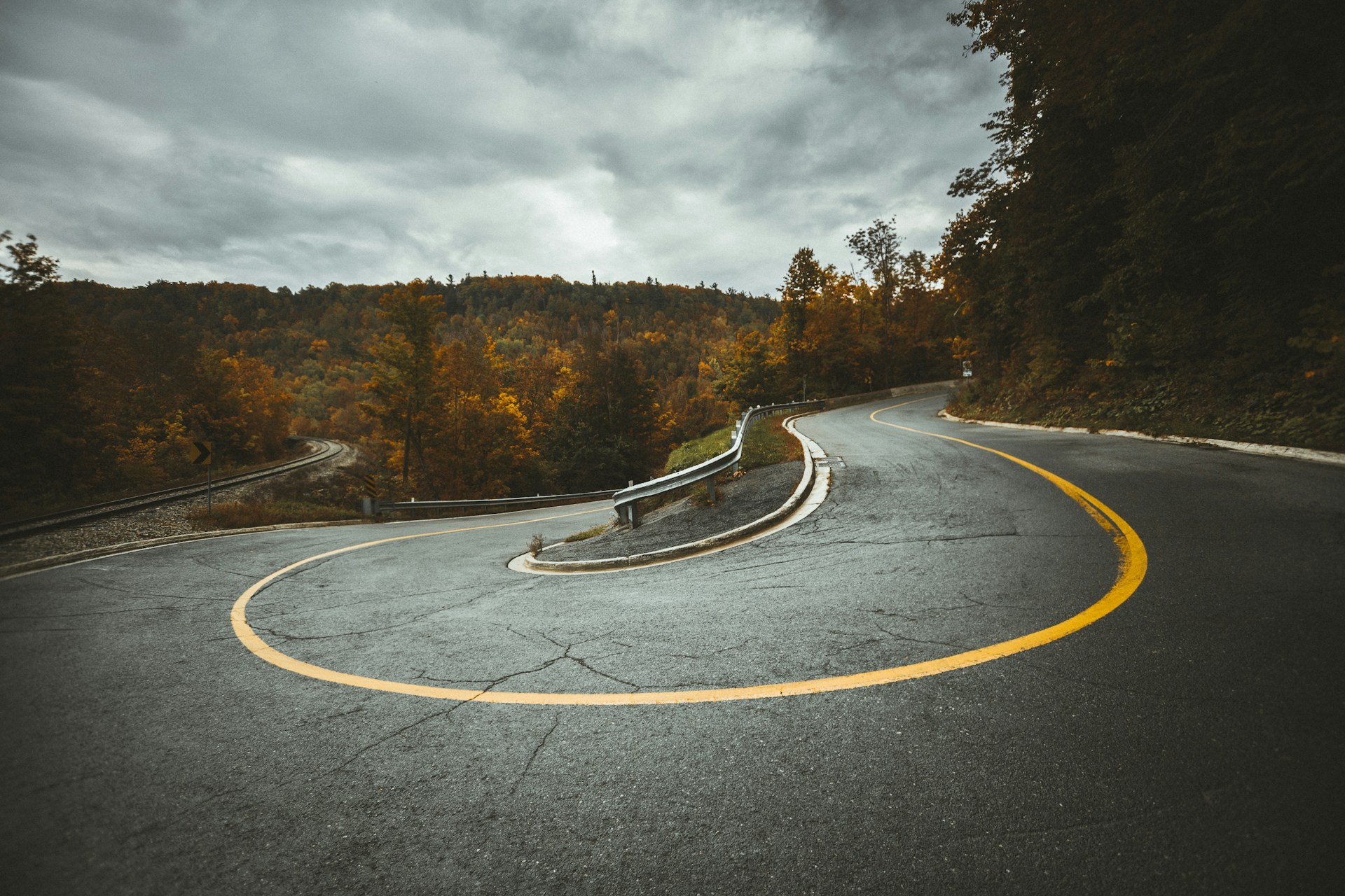 Only Courageous Drivers Brave These Haunted American Roads - WealthyDriver