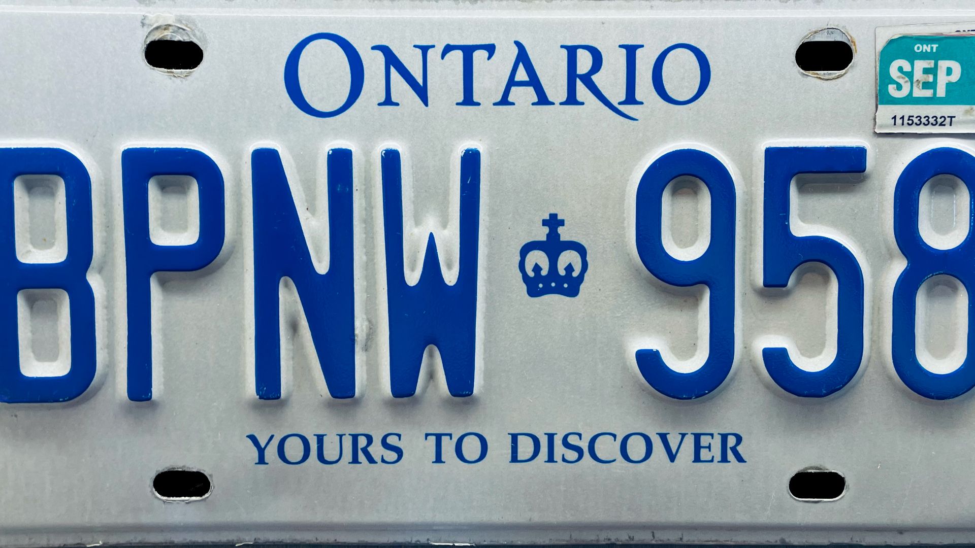 The 20 Coolest-Looking License Plates From Around The World - WealthyDriver
