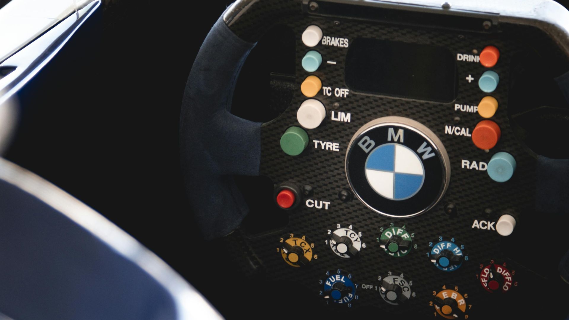 20 Mind-Blowing Facts About Formula 1 - WealthyDriver