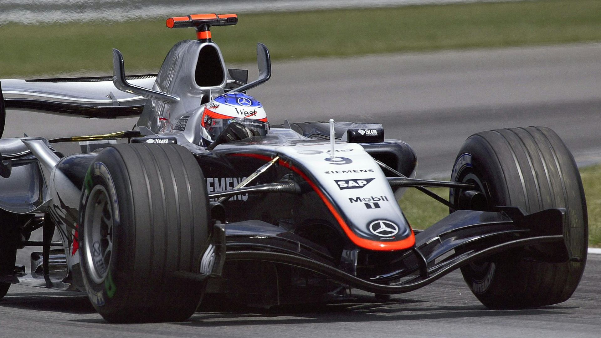 20 Mind-Blowing Facts About Formula 1 - WealthyDriver