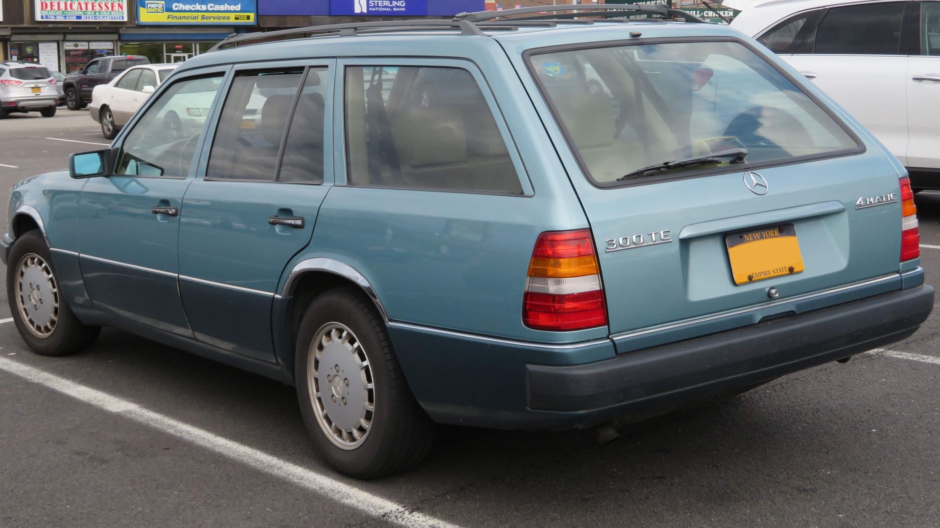 The 10 Best Old School Station Wagons & 10 New Ones We Love - WealthyDriver