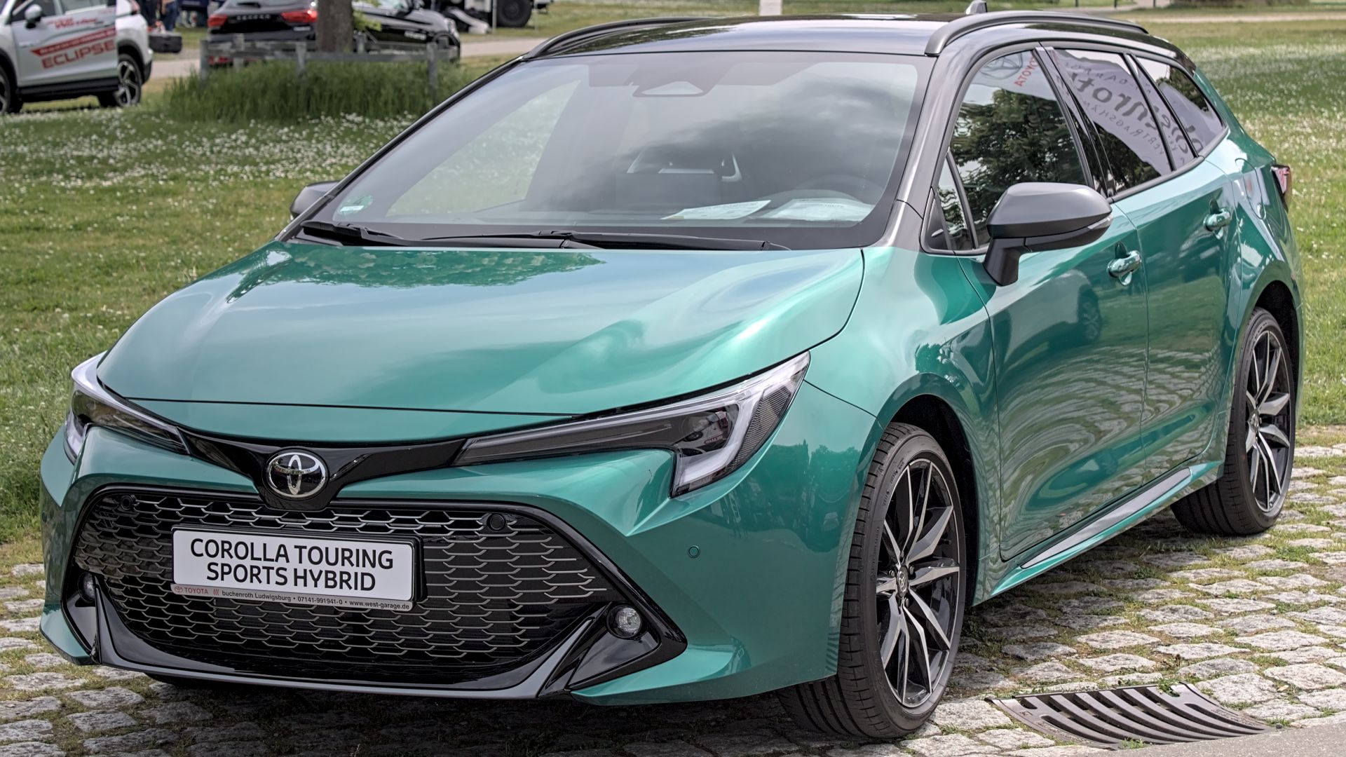 The 10 Most Difficult Cars To Drive & 10 Even Learners Can Handle ...