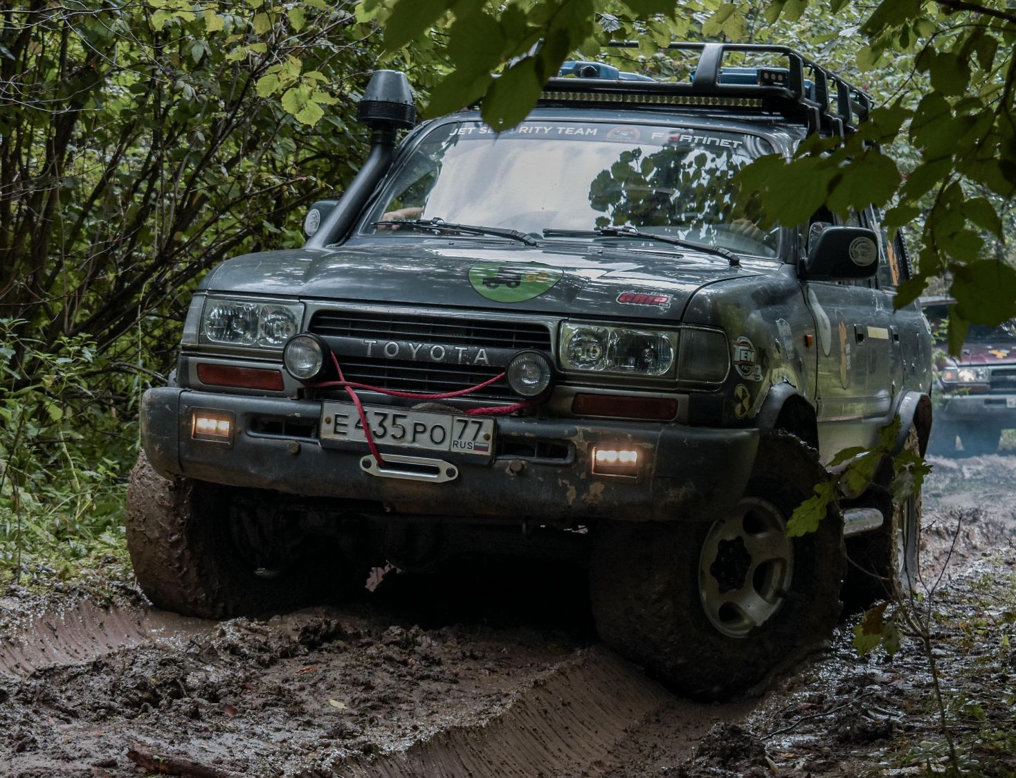 Off-Roading Legends: 20 Cars Perfectly Built For Rough Terrain ...