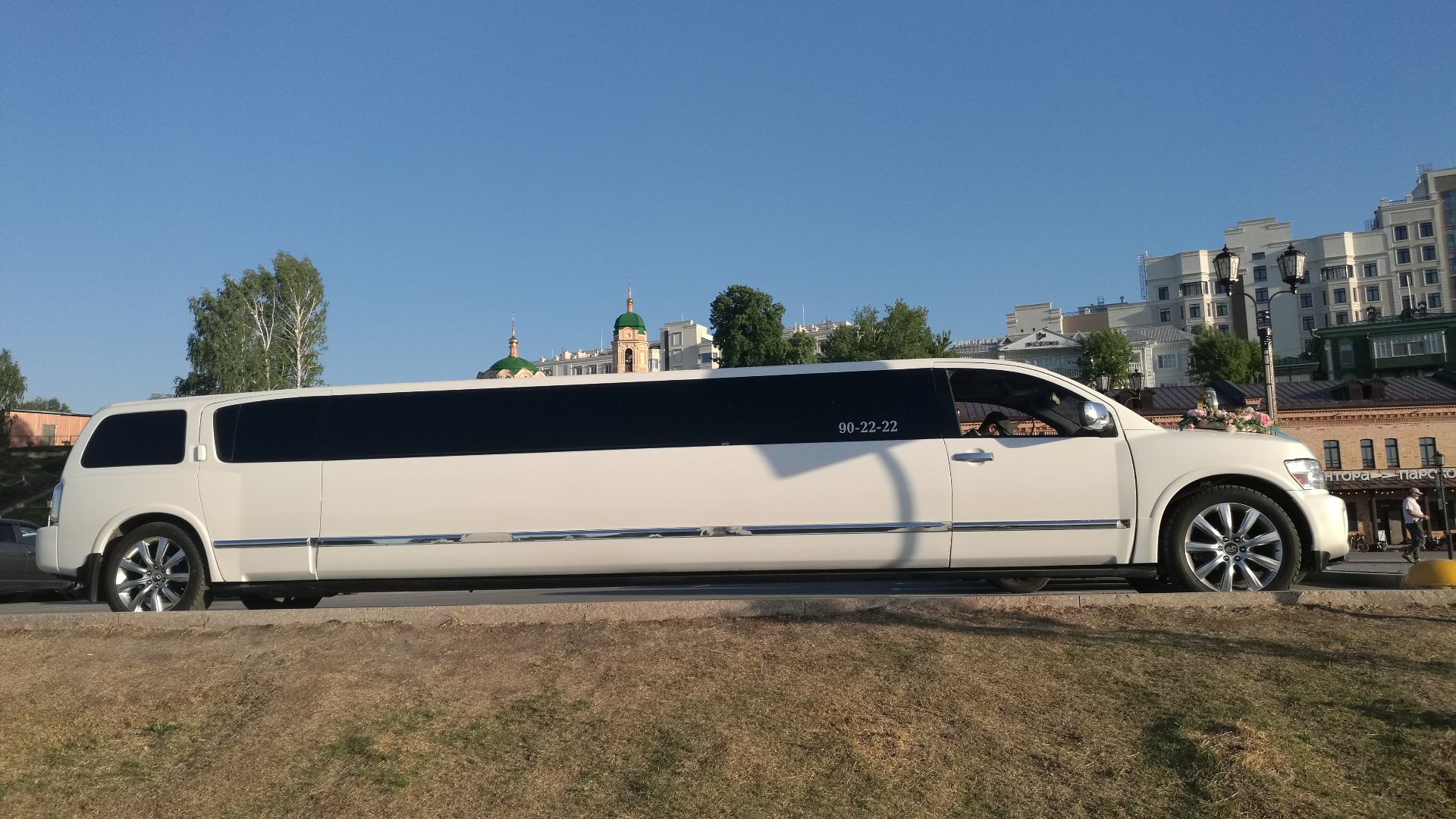 Ride In Style: The 20 Most Luxurious Limousines - WealthyDriver