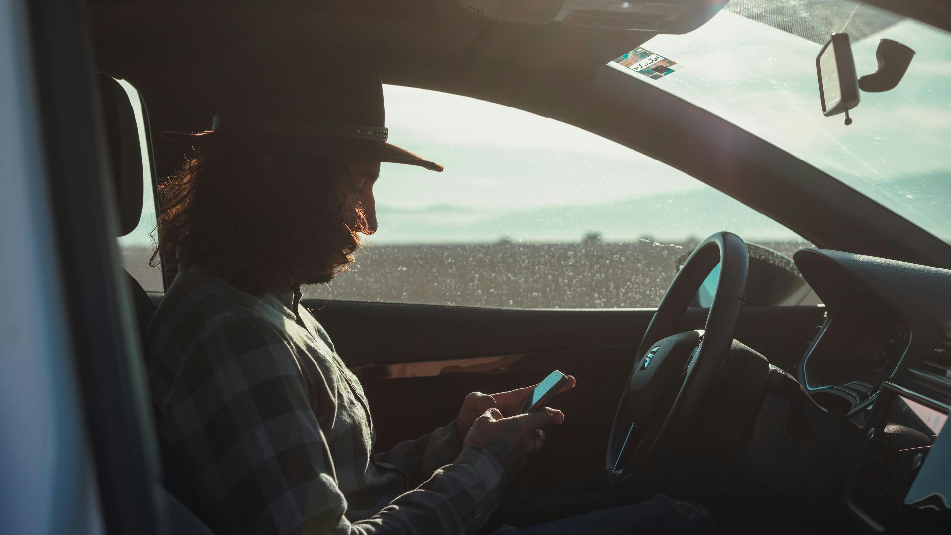 10 Warning Signs Your Teen Is an Unsafe Driver & 10 Ways to Help Them ...